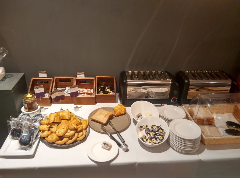 mercure-leicester-breakfast-bread | Verylvke