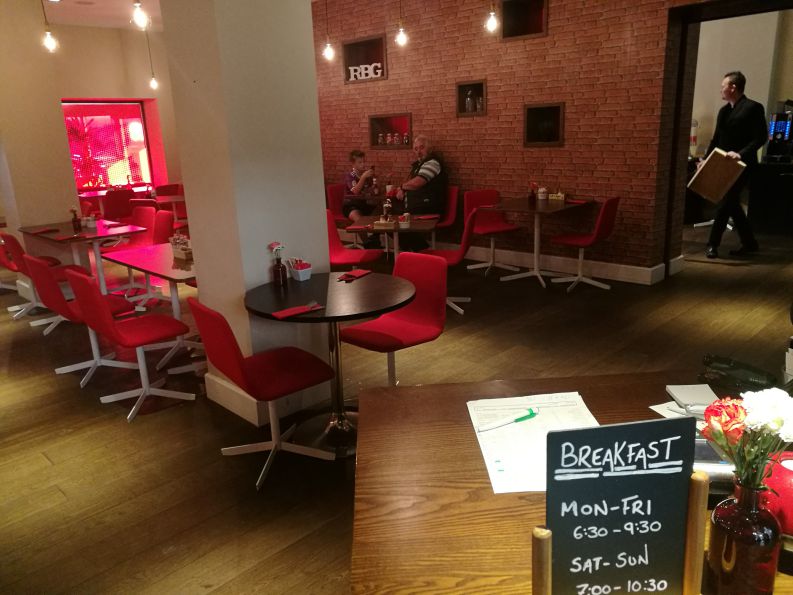 park-inn-cardiff-centre-restaurant | Verylvke