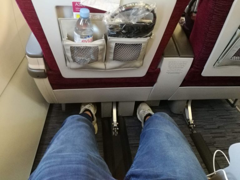 qatar-airways-a320-business-class-legroom | Verylvke