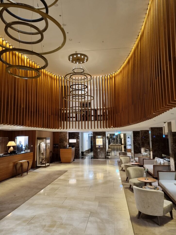 ritz-carlton-vienna-lobby-2 | Verylvke