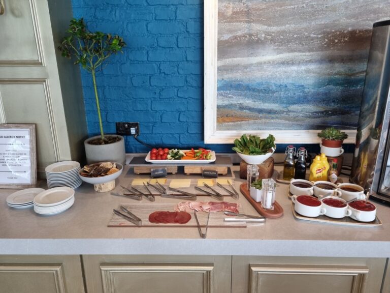 voco-st-davids-cardiff-breakfast-1 | Verylvke