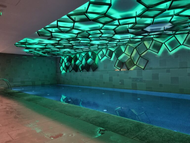 metropol-palace-swimming-pool-1 | Verylvke