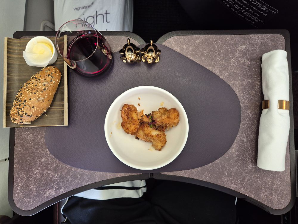 My review of Virgin Atlantic A330neo's upper class and retreat suite