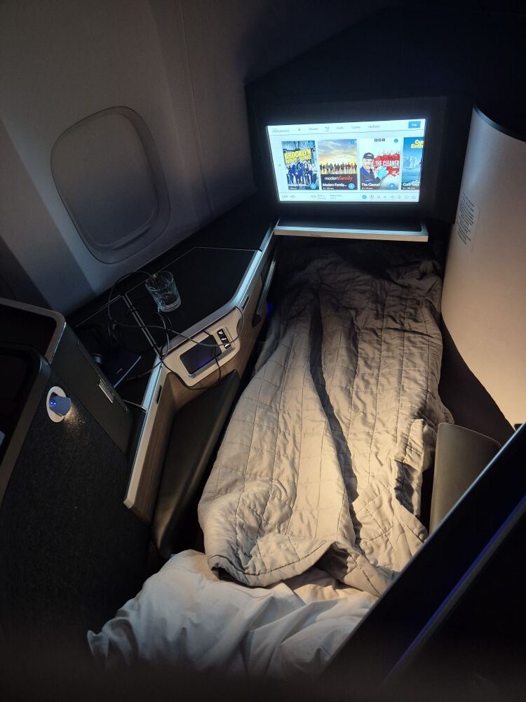 My review of British Airways’ 77W Club Suite | Verylvke