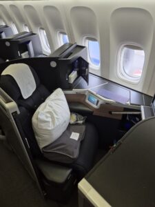 My review of British Airways’ 77W Club Suite | Verylvke