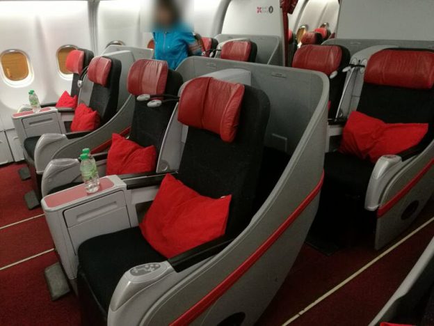 【飞行体验】Air Asia X Premium Flatbed – 亚洲航空商务舱 - 飞常旅客 VERYLVKE